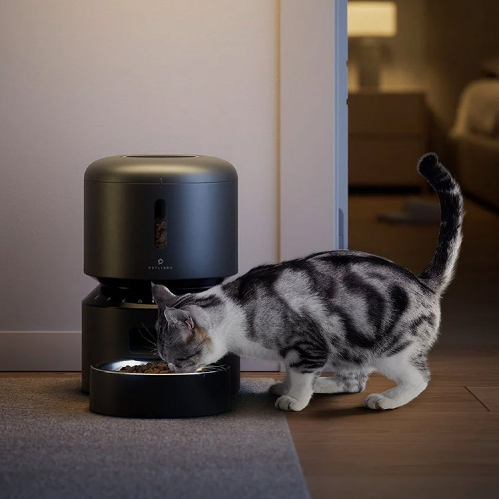 Foderautomat til kæledyr - til hunde og katte | SmartaSaker